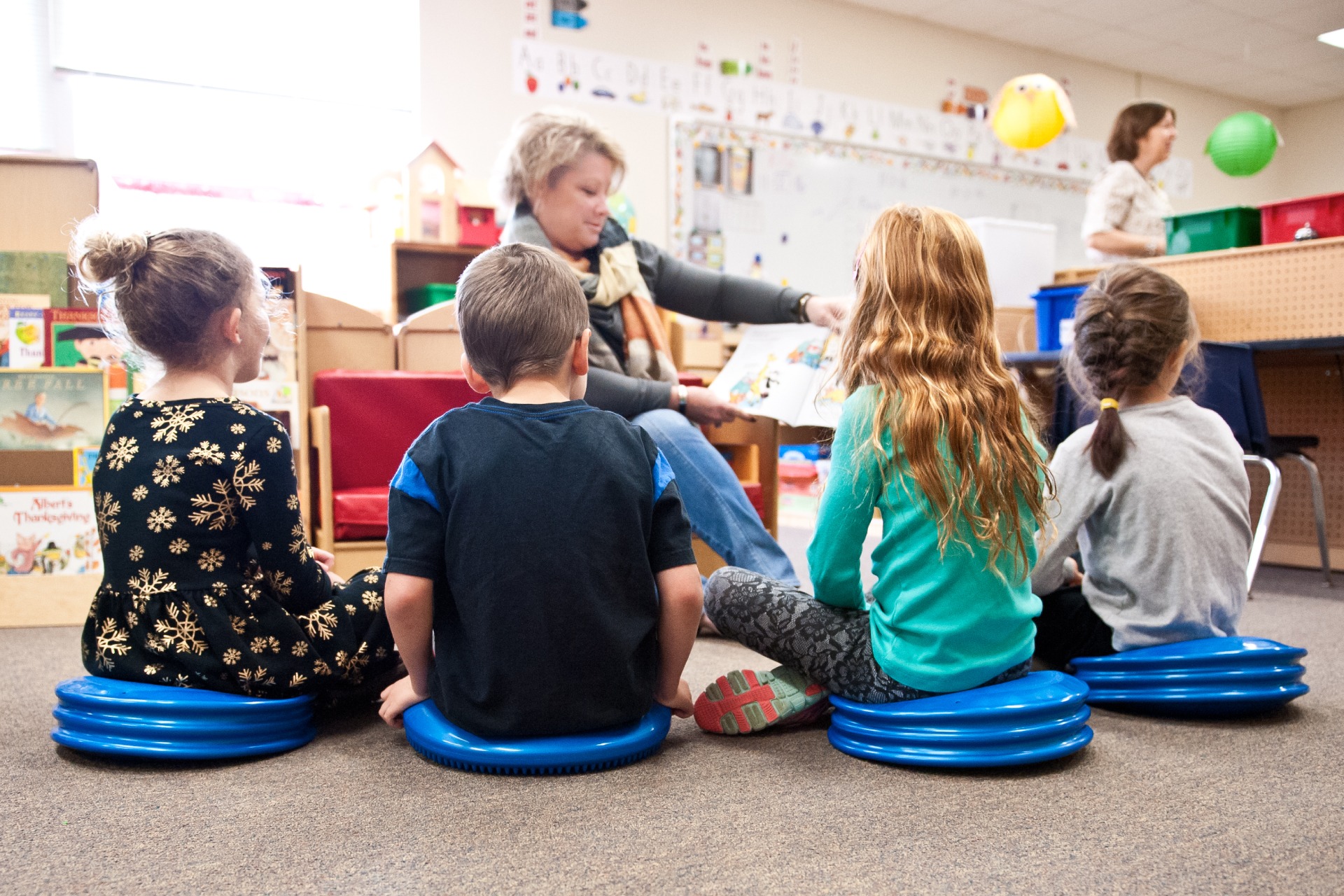 Sensory Seating Cushion: Characteristics, Types, and Benefits